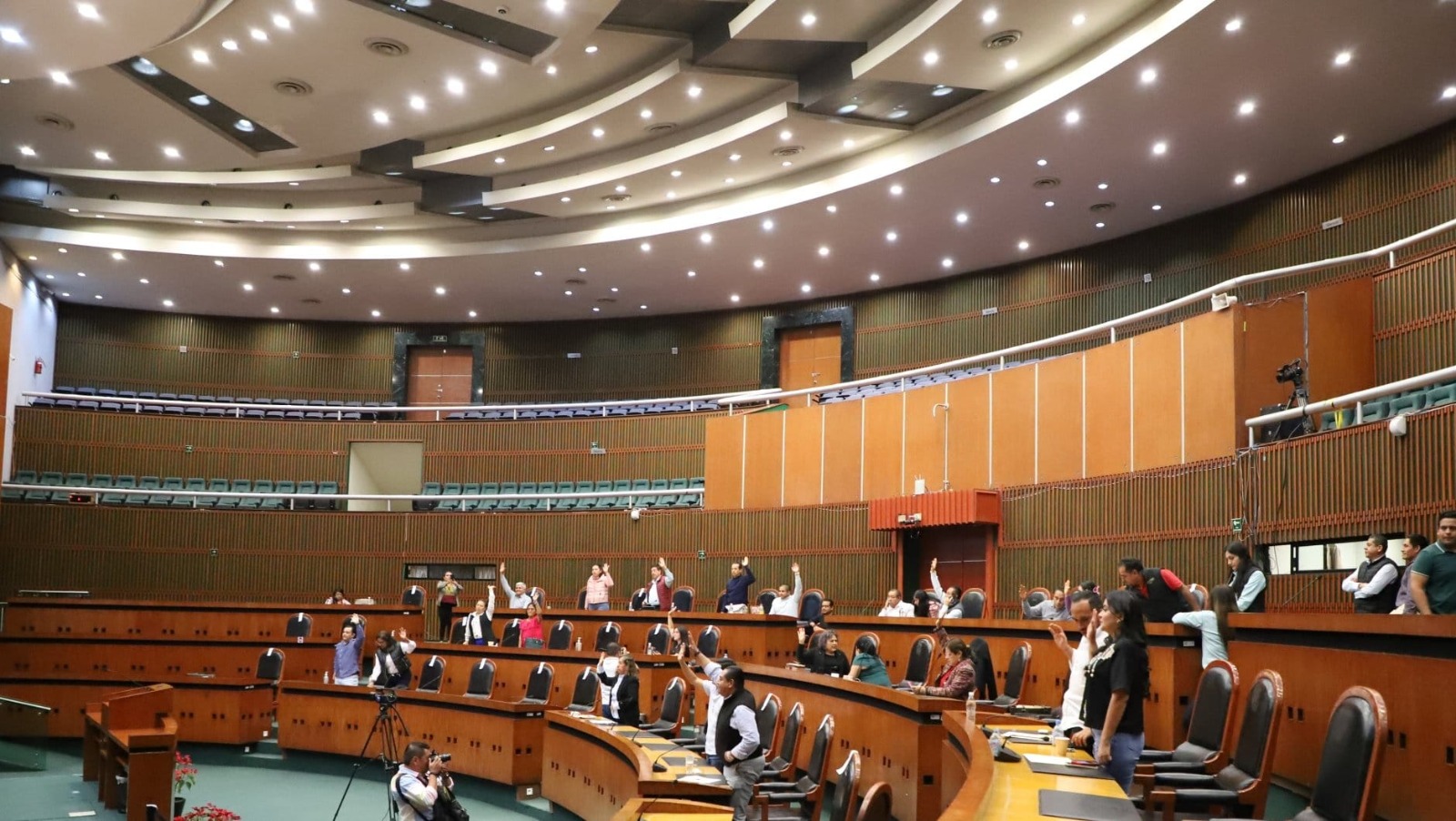 APRUEBA EL CONGRESO LOCAL LAS LEYES DE INGRESOS DE CINCO MUNICIPIOS DE ...